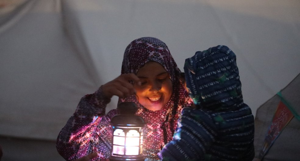 Ramadan in Gaza: Lights in the darkness, in the shadow of hunger and ...