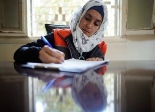 About CARE International | CARE International UK